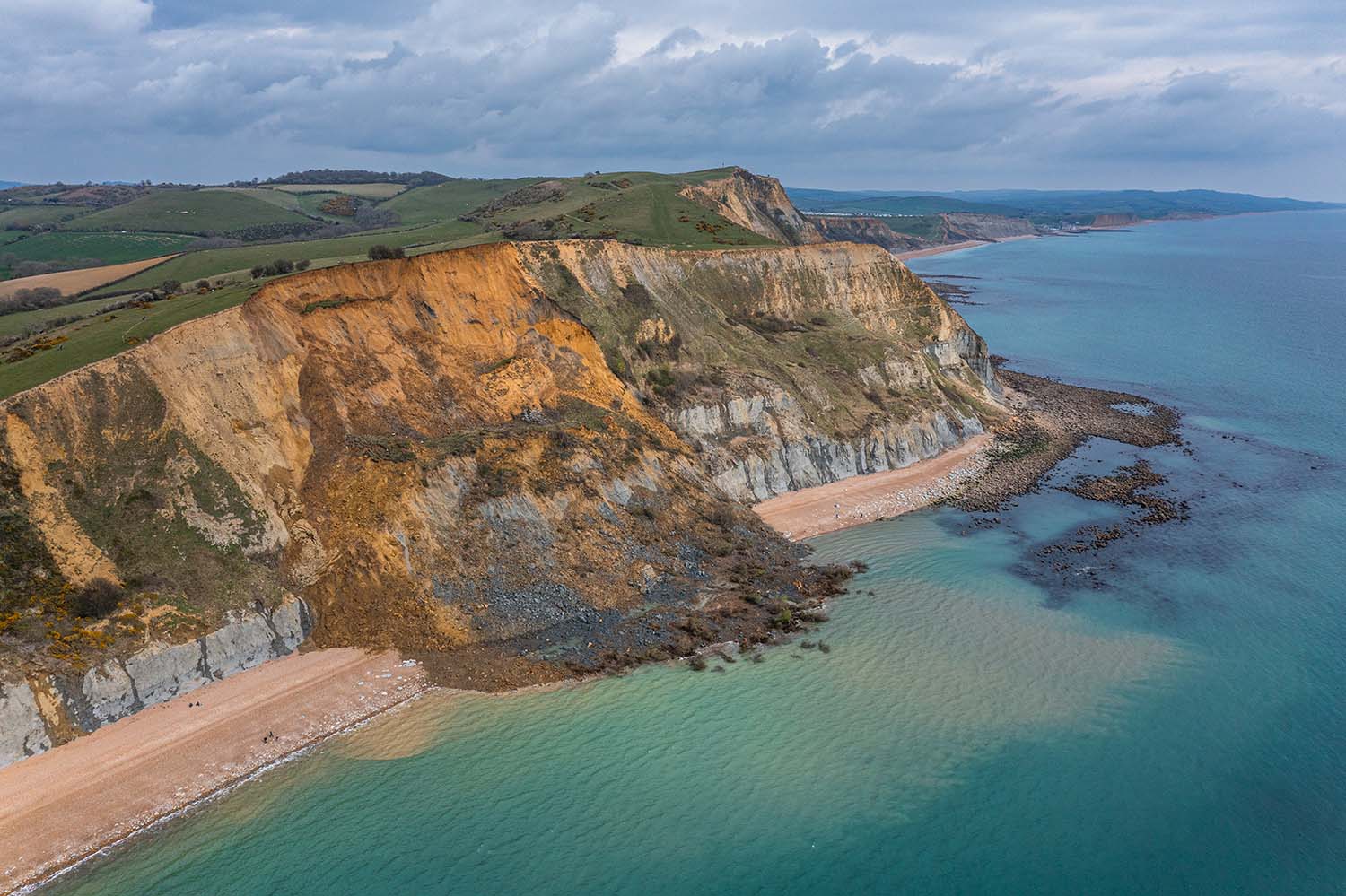 The Jurassic Coast's biggest cliff fall in 60 years! - James Loveridge ...